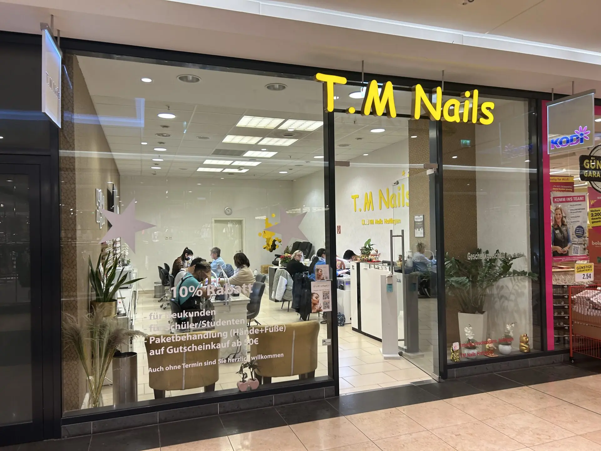 Nagelstudio TM Nails - Reshop Carré